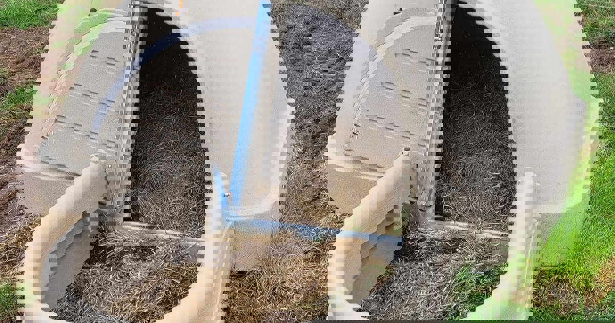 Nordic farrowing hut (available fall 2024)